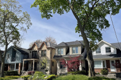 Leaside - Neighbourhood Guide